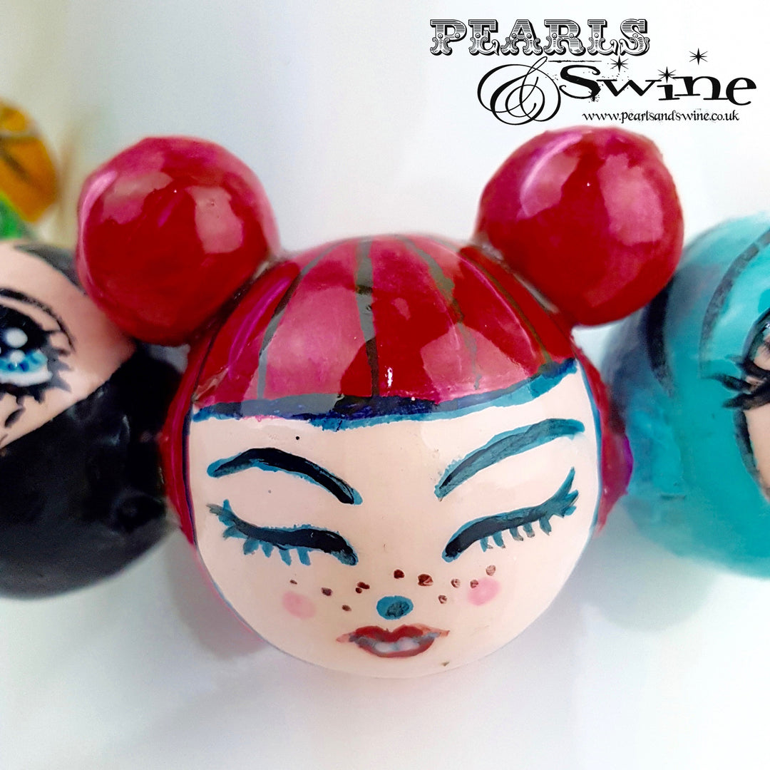 "A Ring of Poppets" Colourful DollFace Necklace – Pearls & Swine