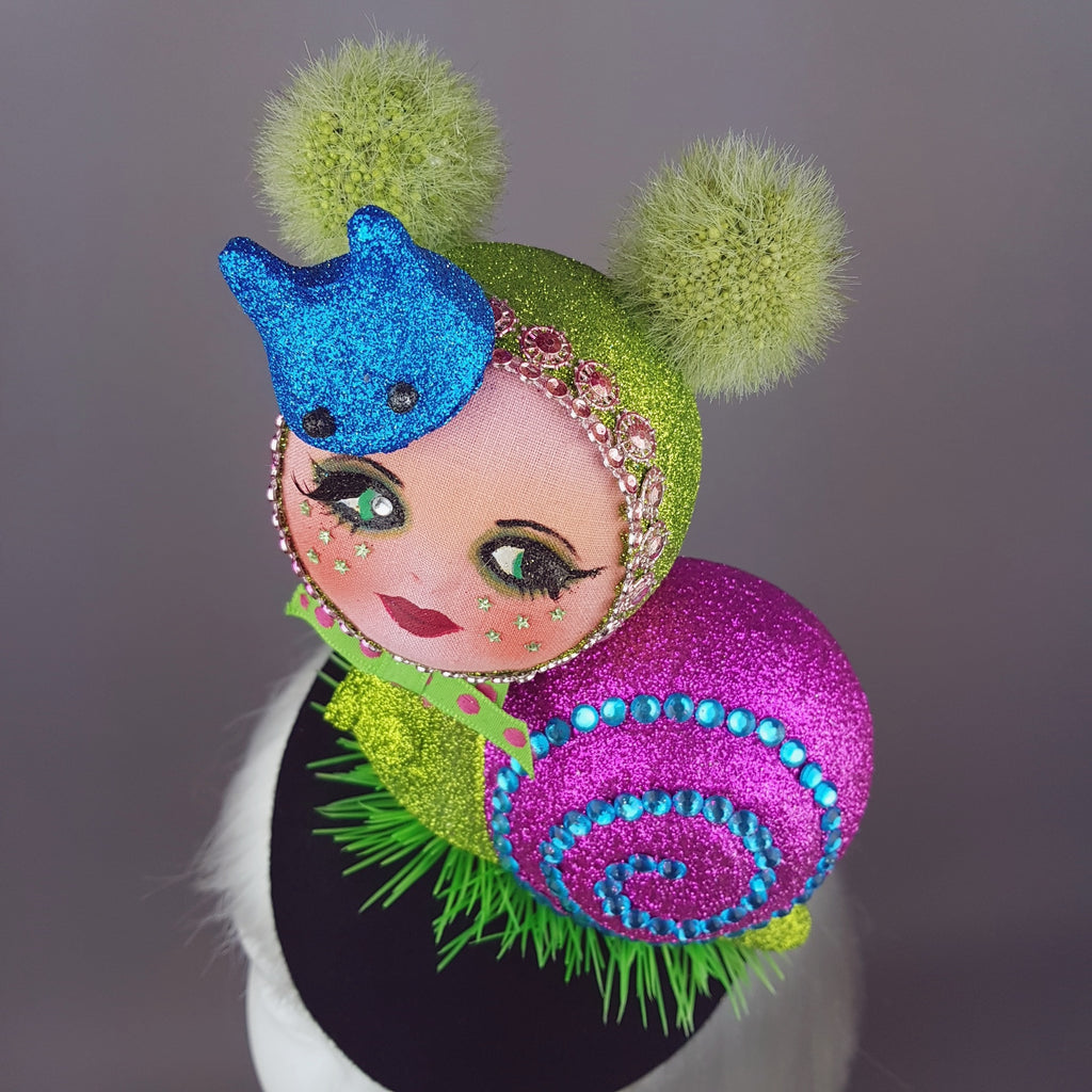 "Slither" Glitter Doll Face Snail Hat – Pearls & Swine