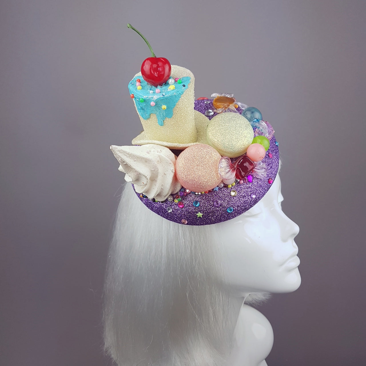 "Délicieux" Glitter Cake Candy Hat – Pearls & Swine