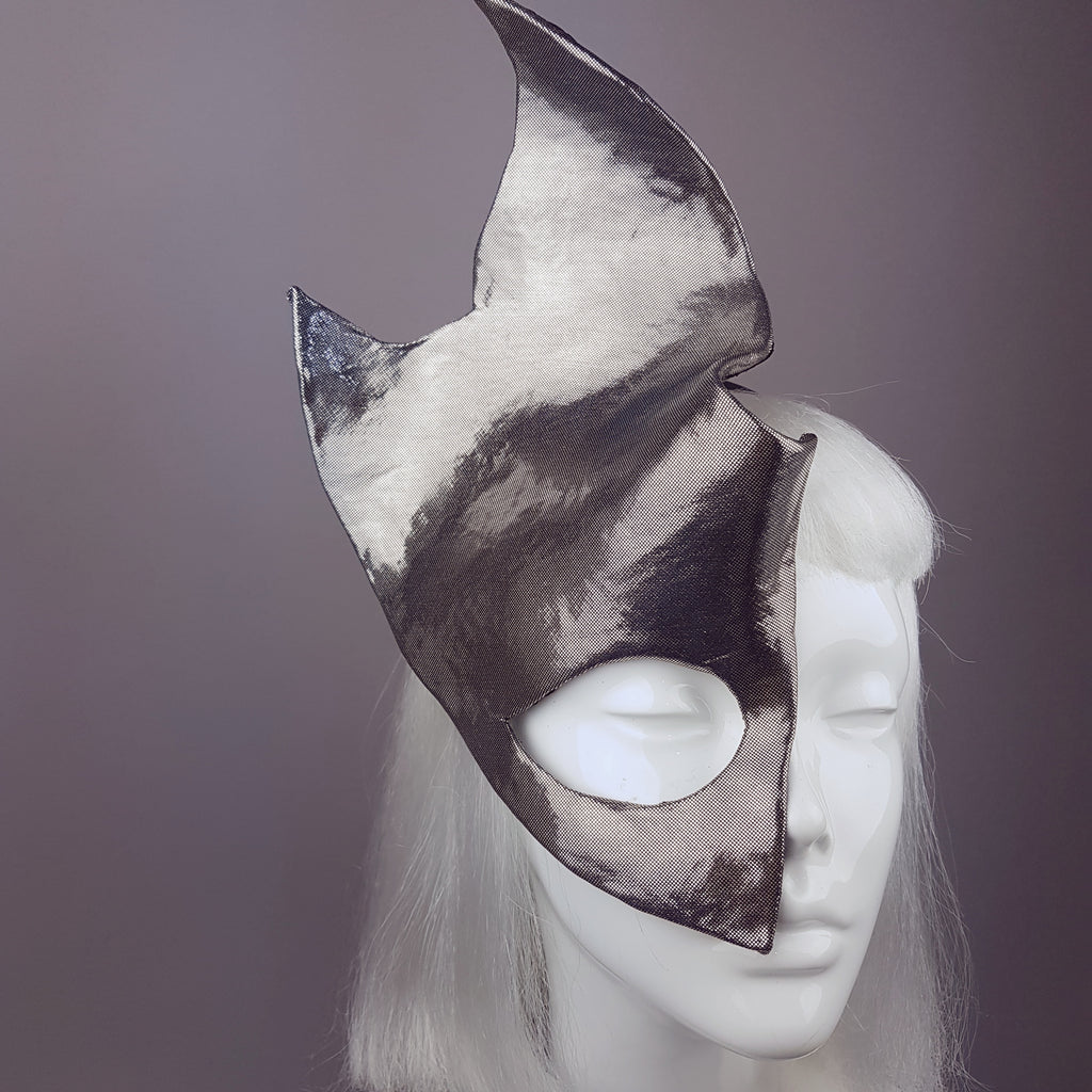 "Fire & Ice" Metallic Silver Half Mask – Pearls & Swine