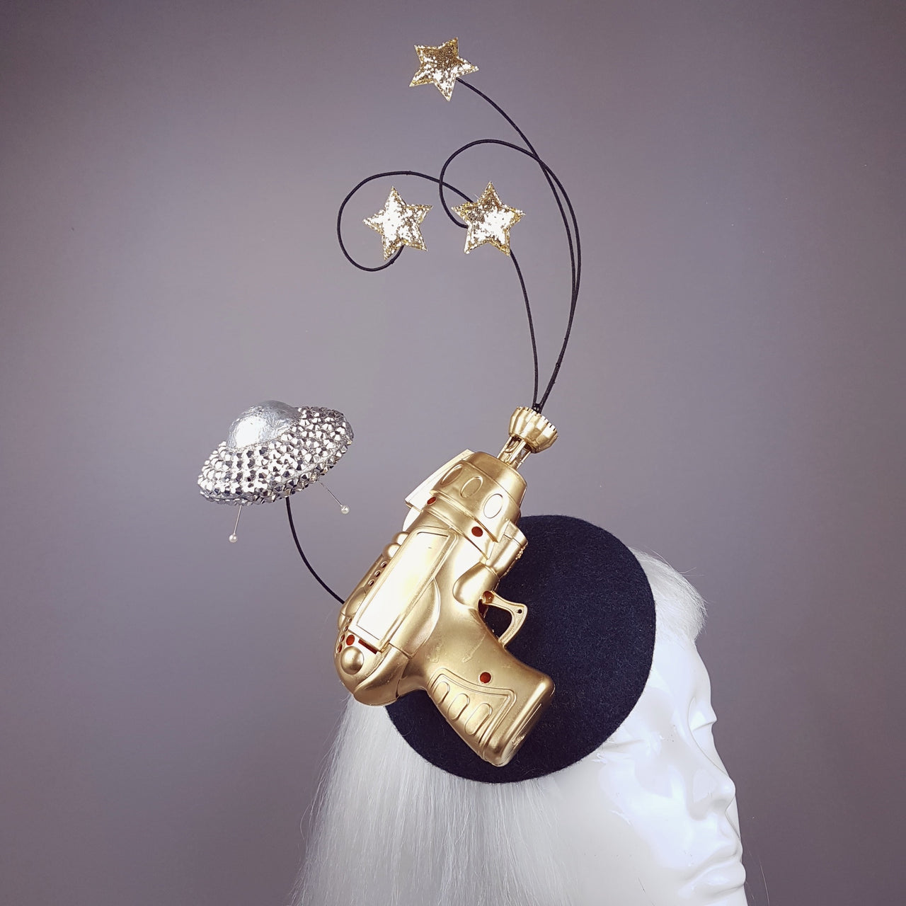 "Zapp" Alien Retro Ray Gun UFO Space Barbarella Fascinator Hat – Pearls ...