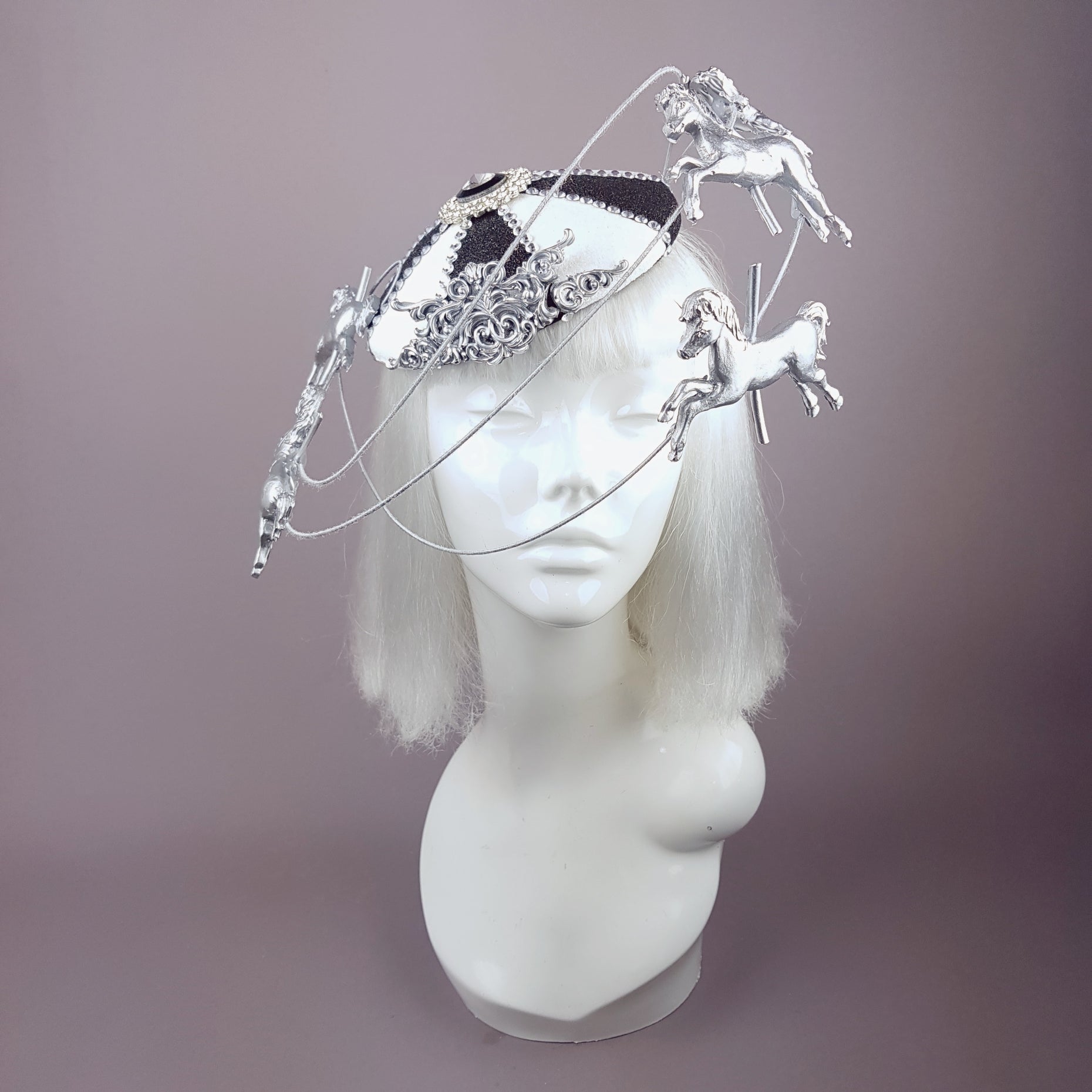 "Cirque" Black & White Circus Carousel Wired Veil Hat – Pearls & Swine