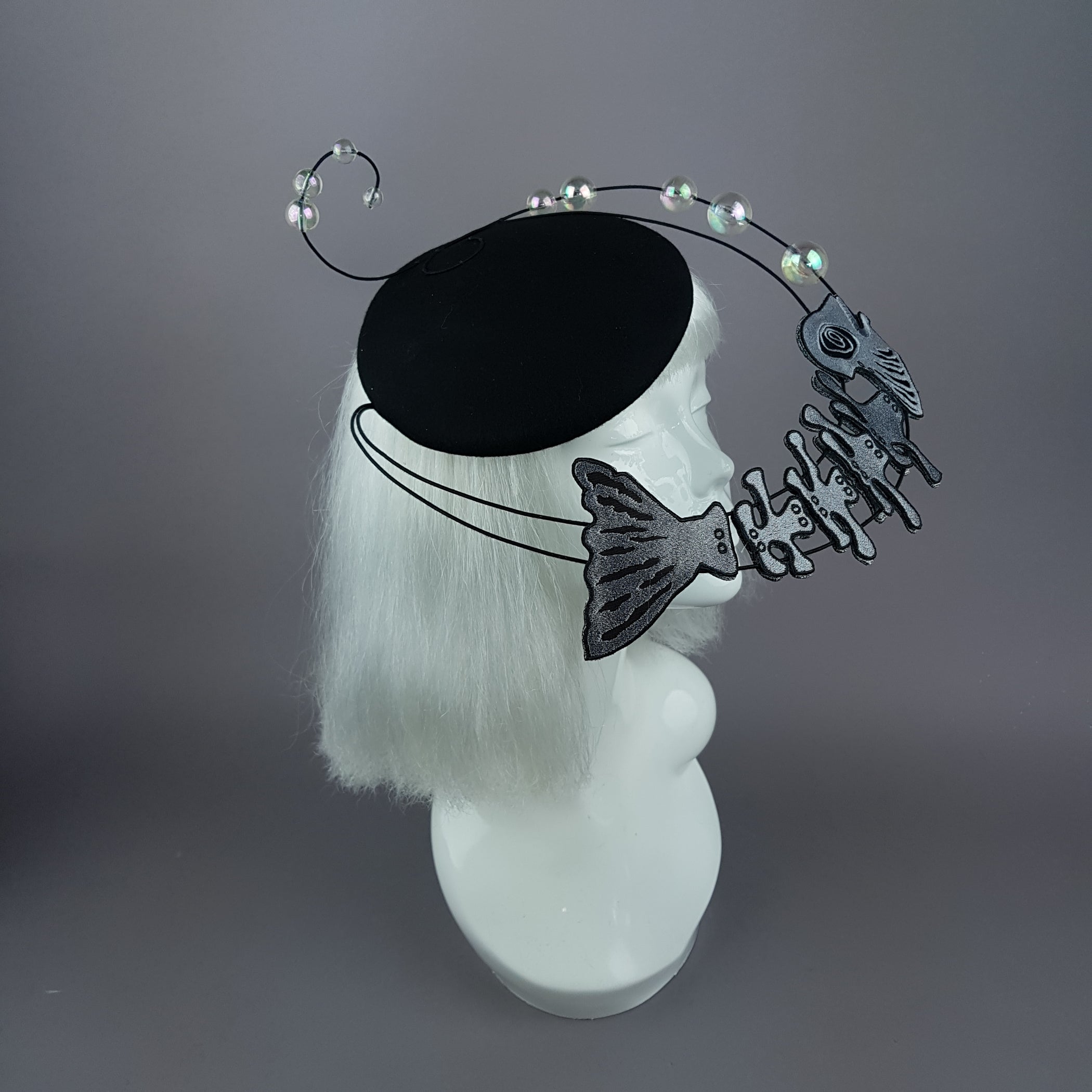 "Mira" Fish & Bubbles Fascinator Hat – Pearls & Swine