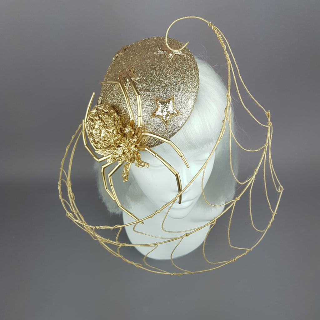 "Arachne" Gold Spider & Web Fascinator Hat – Pearls & Swine