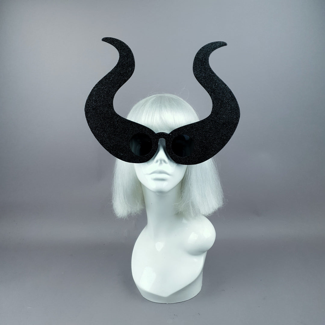 "Deity" Black Glitter Devil Horn Sunglasses – Pearls & Swine