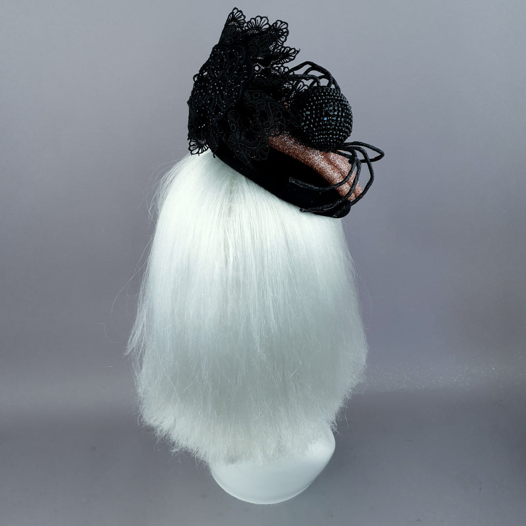 "Dearly Departed" Crystal Spider & Hand Halloween Hat – Pearls & Swine