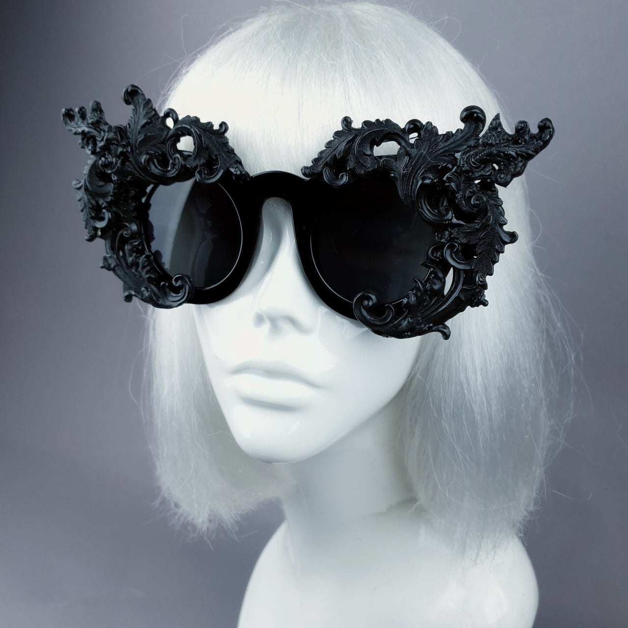 "La Barucci" Ornate Black Filigree on Black Sunglasses – Pearls & Swine