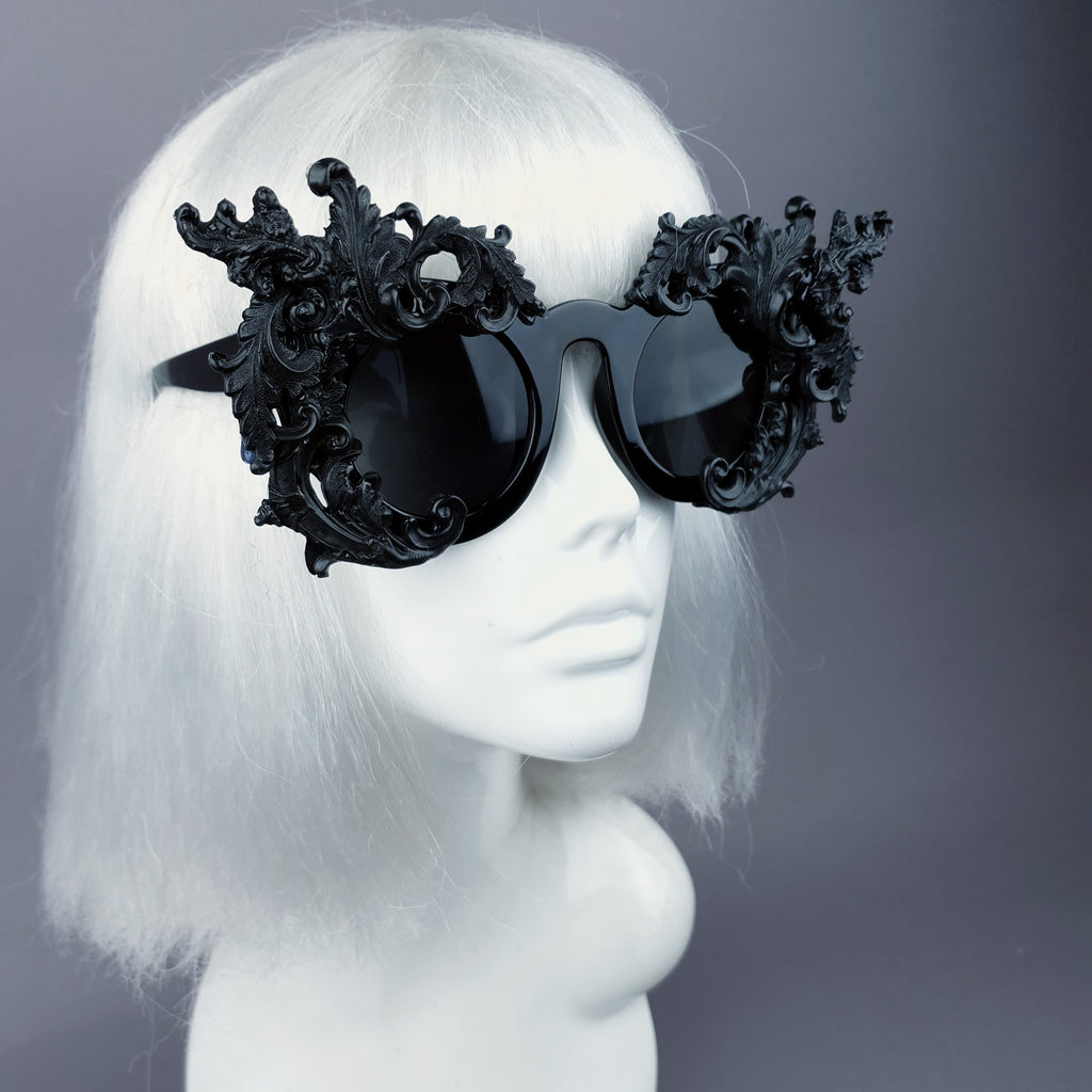 "La Barucci" Ornate Black Filigree on Black Sunglasses – Pearls & Swine