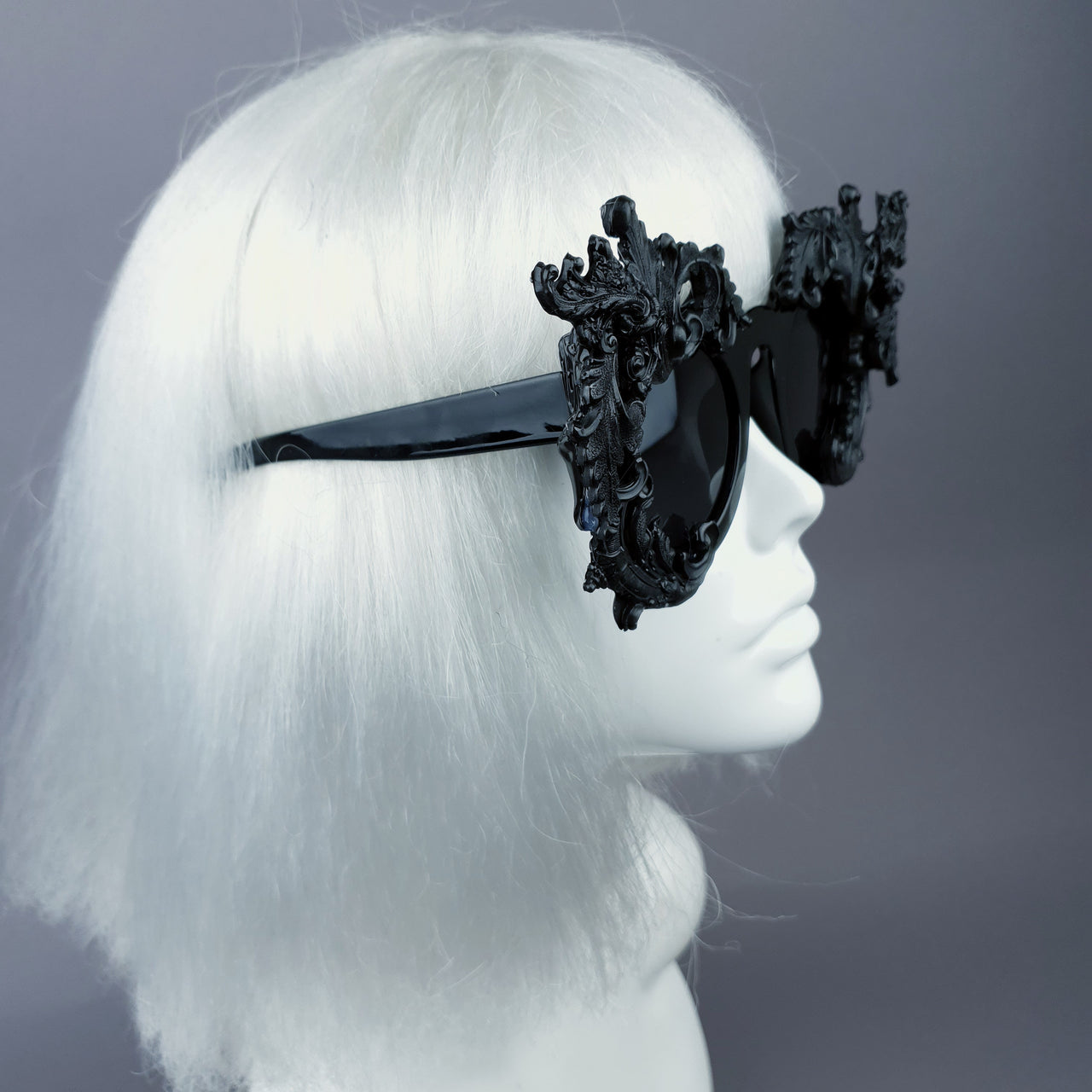 "La Barucci" Ornate Black Filigree on Black Sunglasses – Pearls & Swine