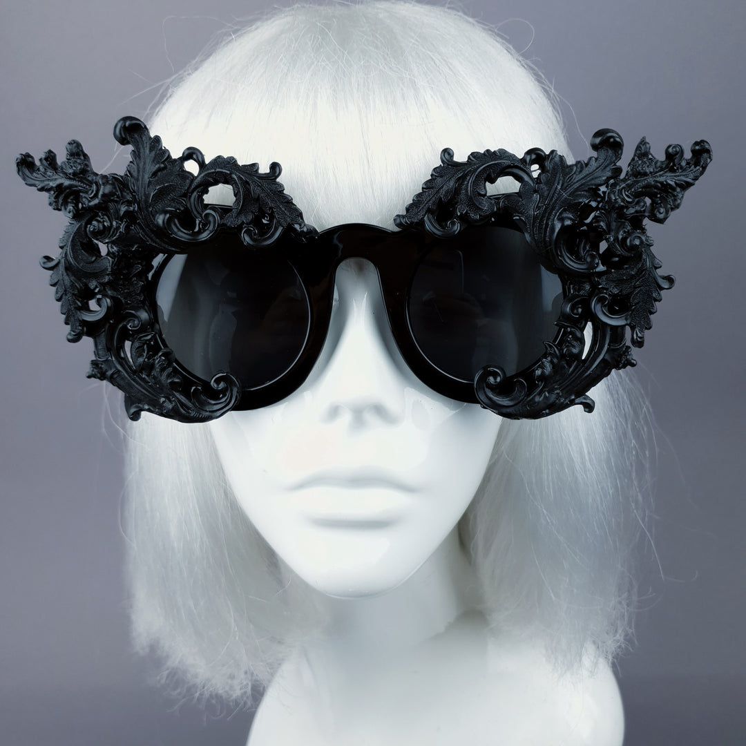 "La Barucci" Ornate Black Filigree on Black Sunglasses – Pearls & Swine