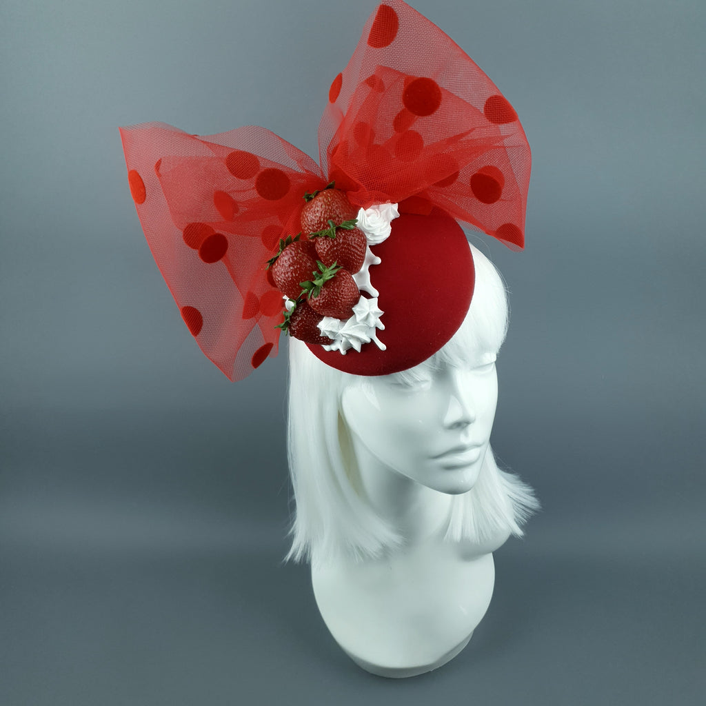 "Marrubi" Kitsch Strawberries & Cream Bow Fascinator Hat – Pearls & Swine