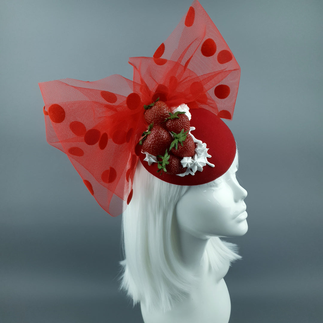 "Marrubi" Kitsch Strawberries & Cream Bow Fascinator Hat – Pearls & Swine