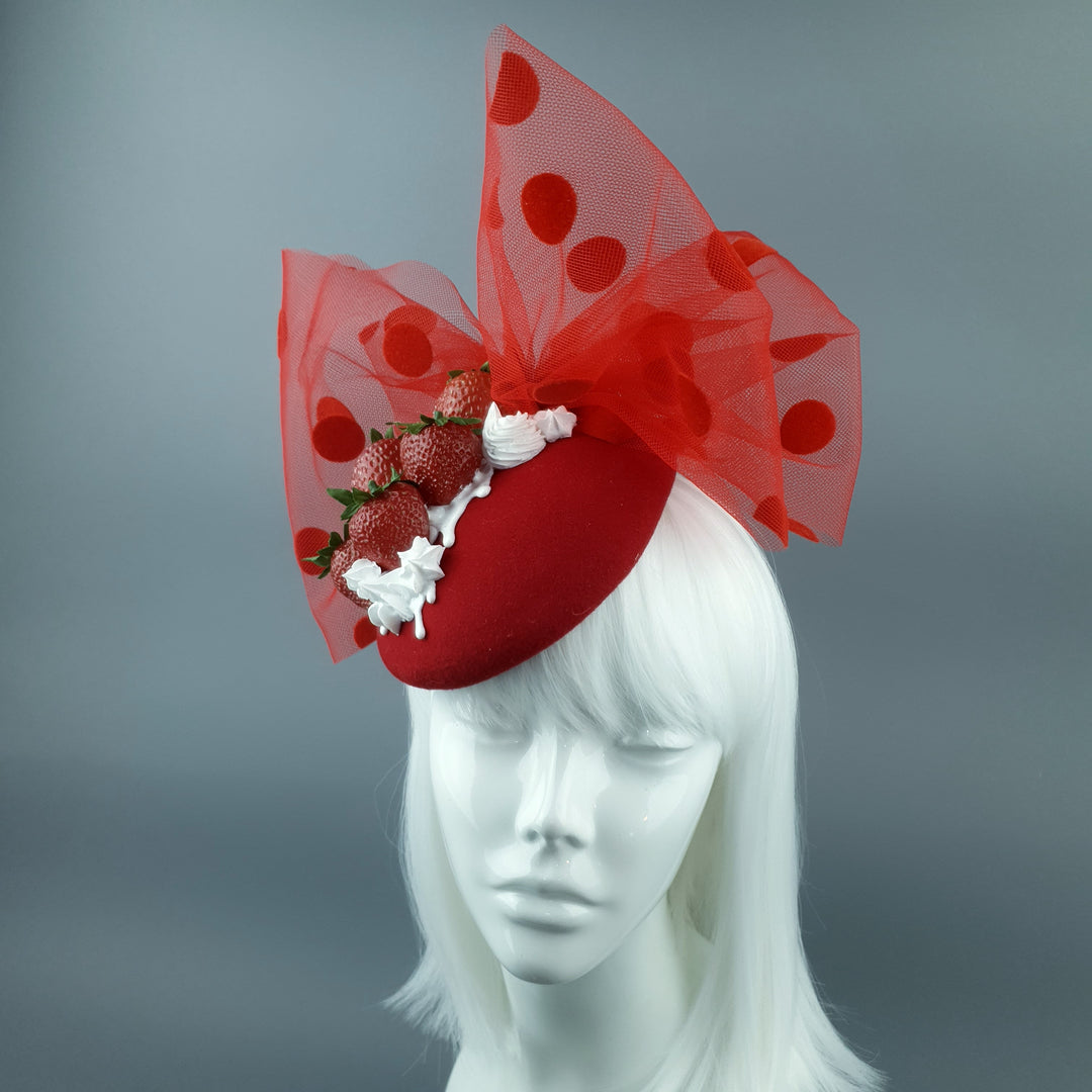 "Marrubi" Kitsch Strawberries & Cream Bow Fascinator Hat – Pearls & Swine
