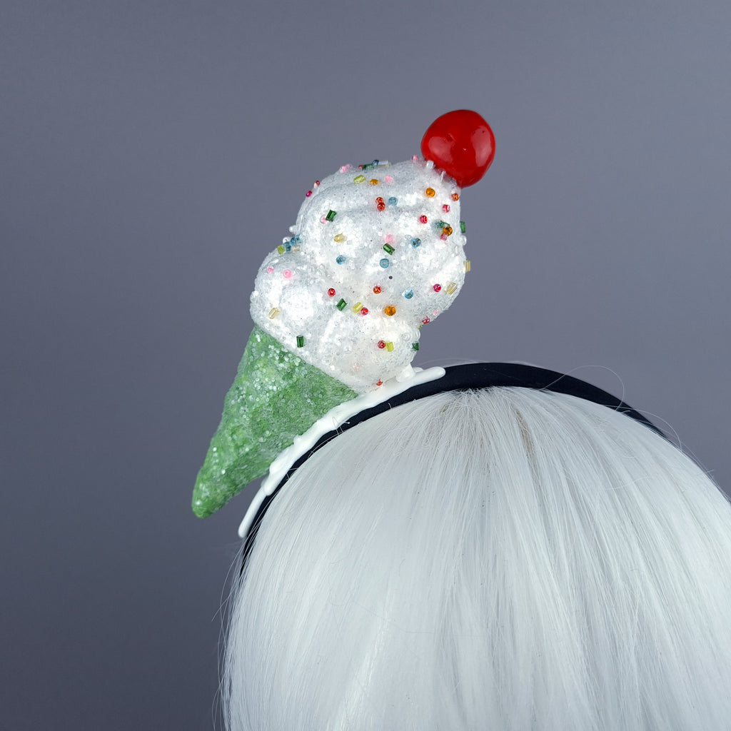 "Vanilla" Glitter Ice cream Headpiece - Green – Pearls & Swine